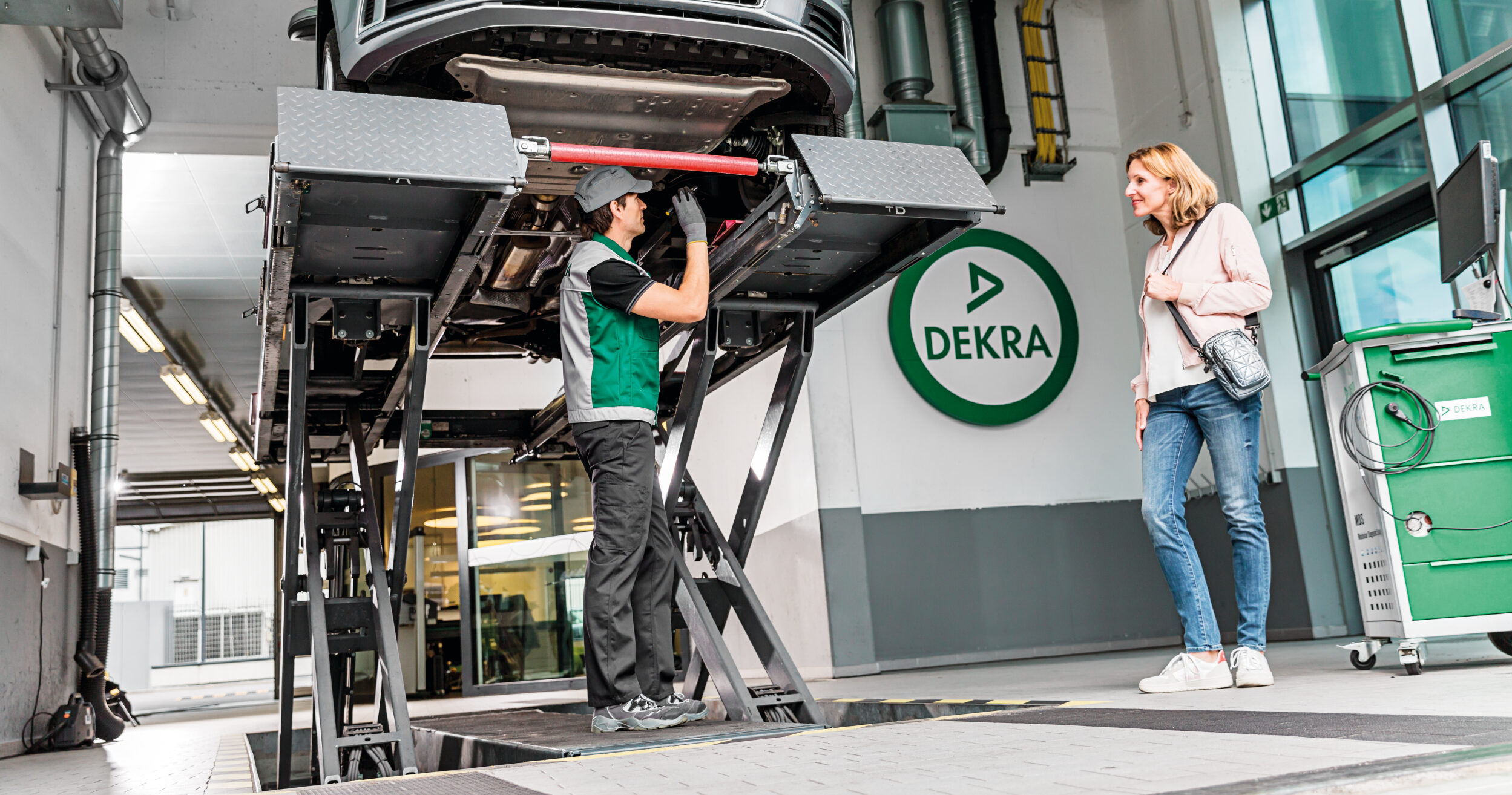 Katsastusasema lähelläsi - DEKRA Katsastus